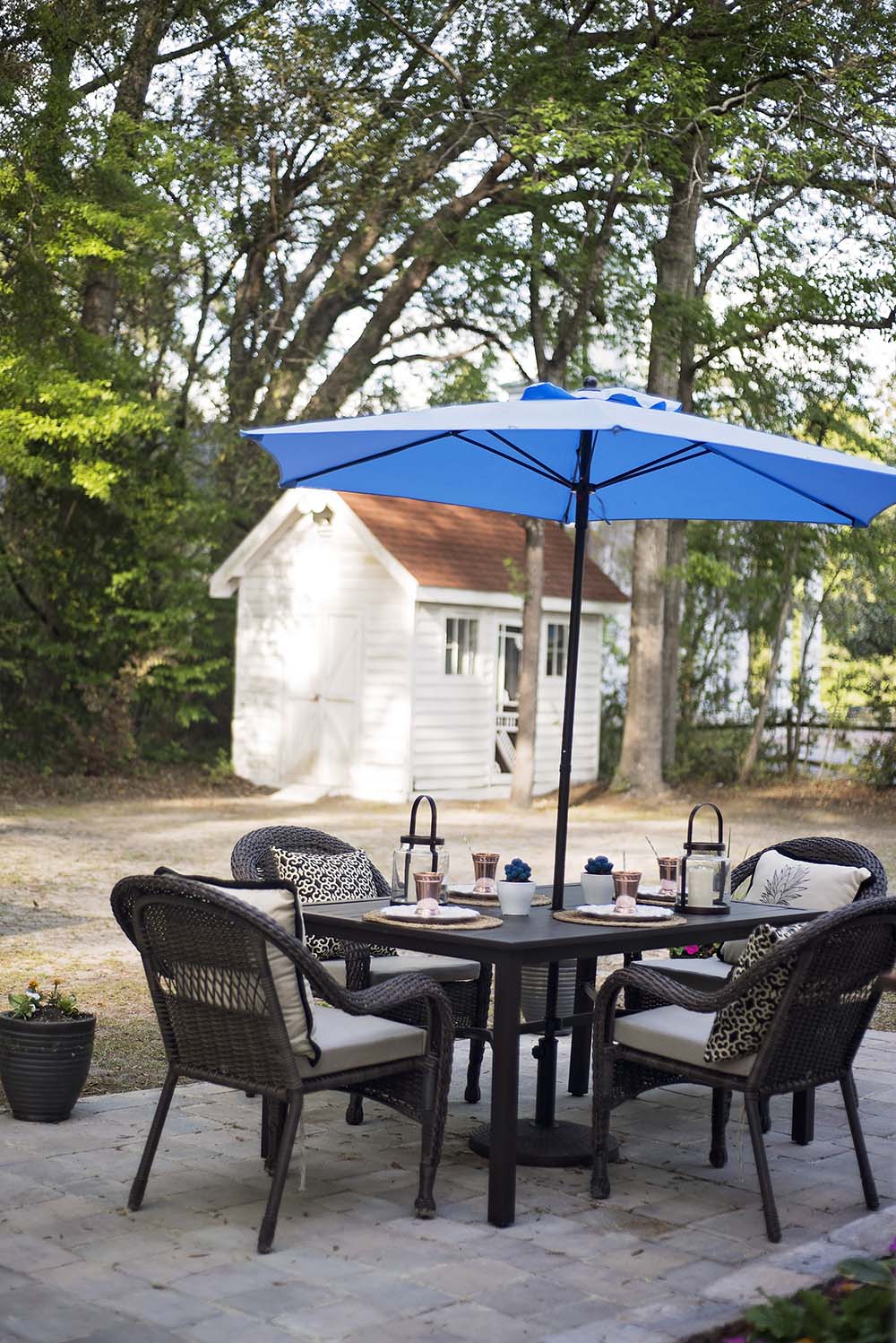 Modern & Southern Patio Decor - The Home Depot